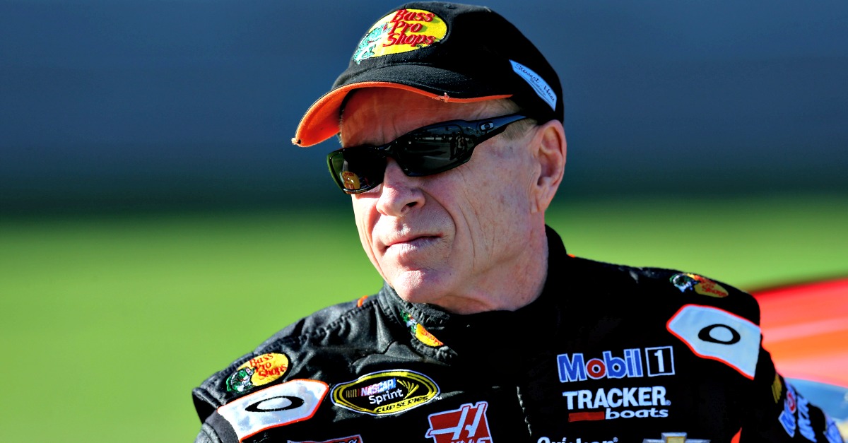 In a quick reversal, NASCAR legend Mark Martin removes critical tweet ...