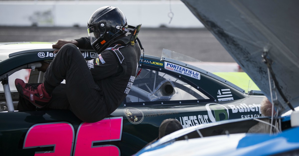 One racer knew his country had to come first - alt_driver