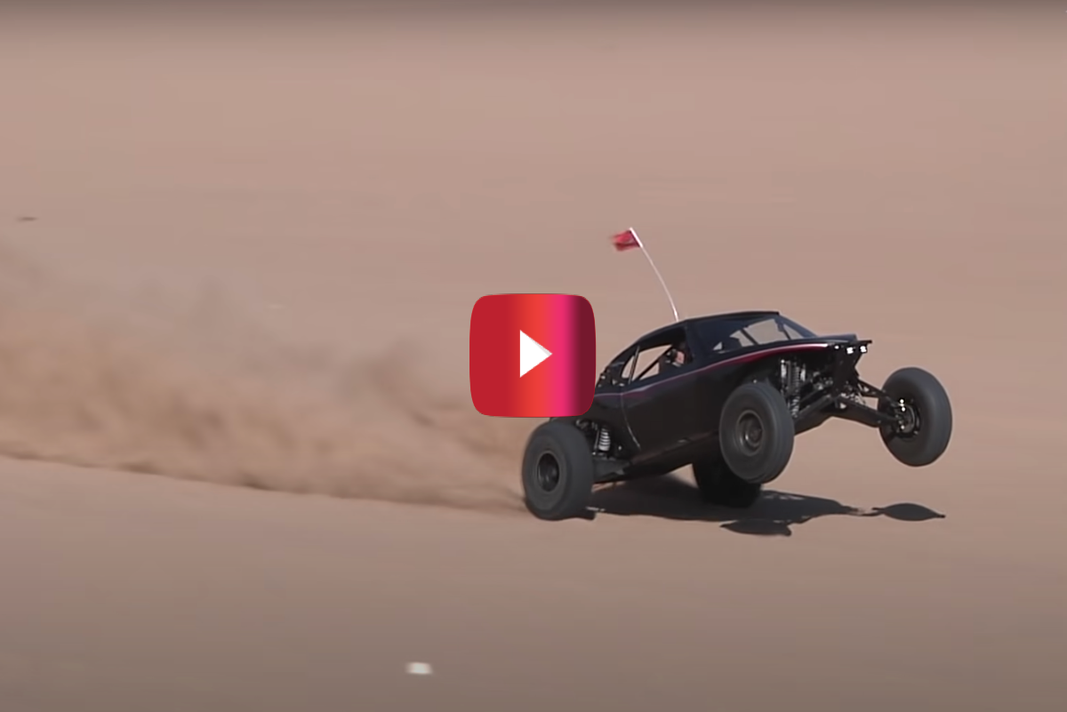 1,600-HP Sand Car Rockets Down California Dunes - alt_driver