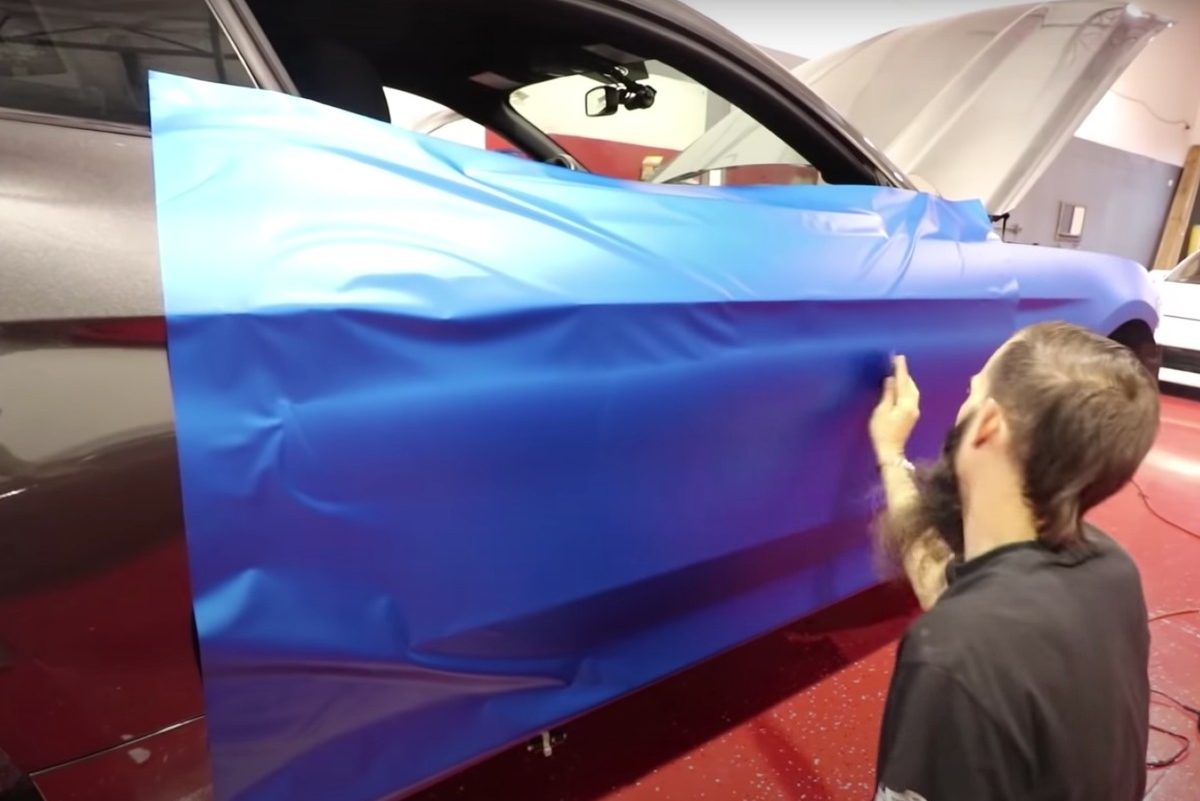 Learn How to Vinyl Wrap Your Car Like the Pros With These Simple Steps ...